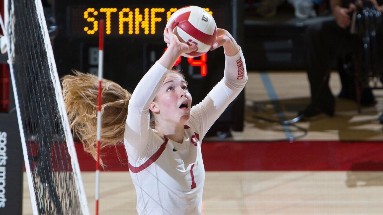 NCAA volleyball -- Setters Jenna Gray, Chloe Collins, Kelly Hunter ...
