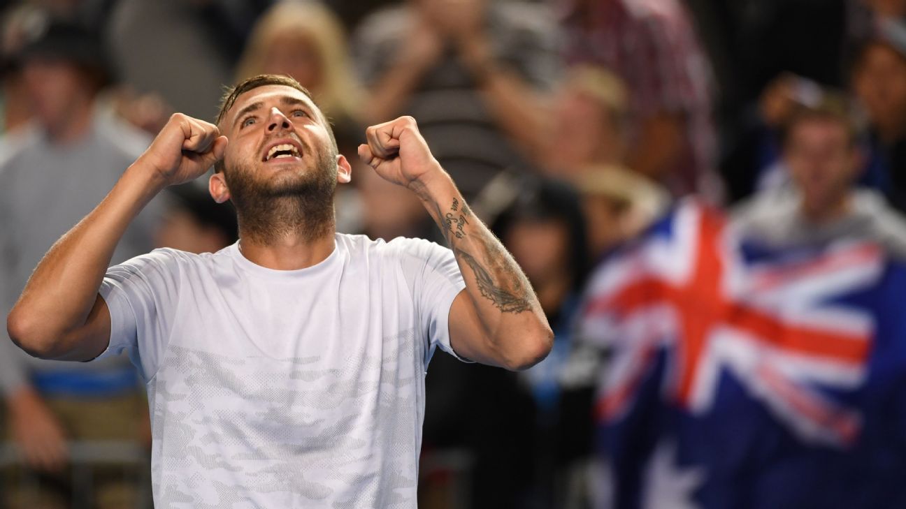Dan Evans battles through to Australian Open fourth round - ESPN