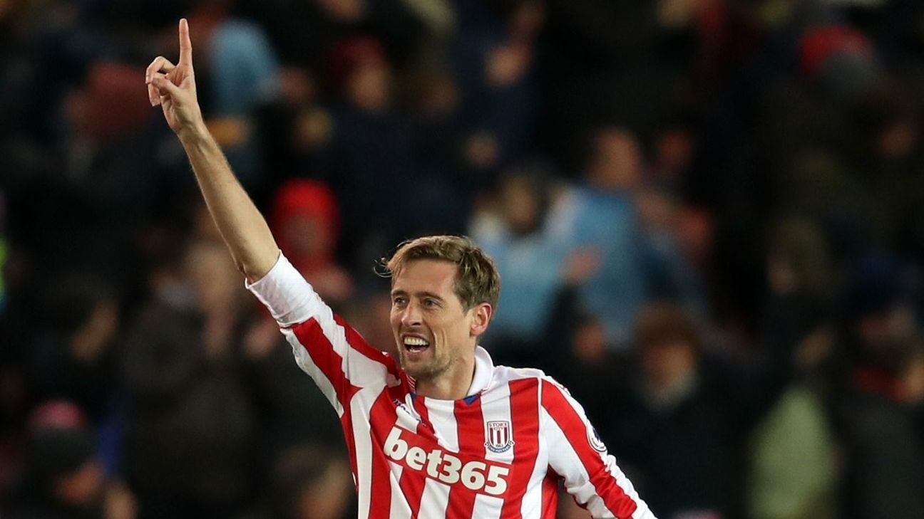 Stoke City striker Peter Crouch to stand in as rock radio DJ - ESPN