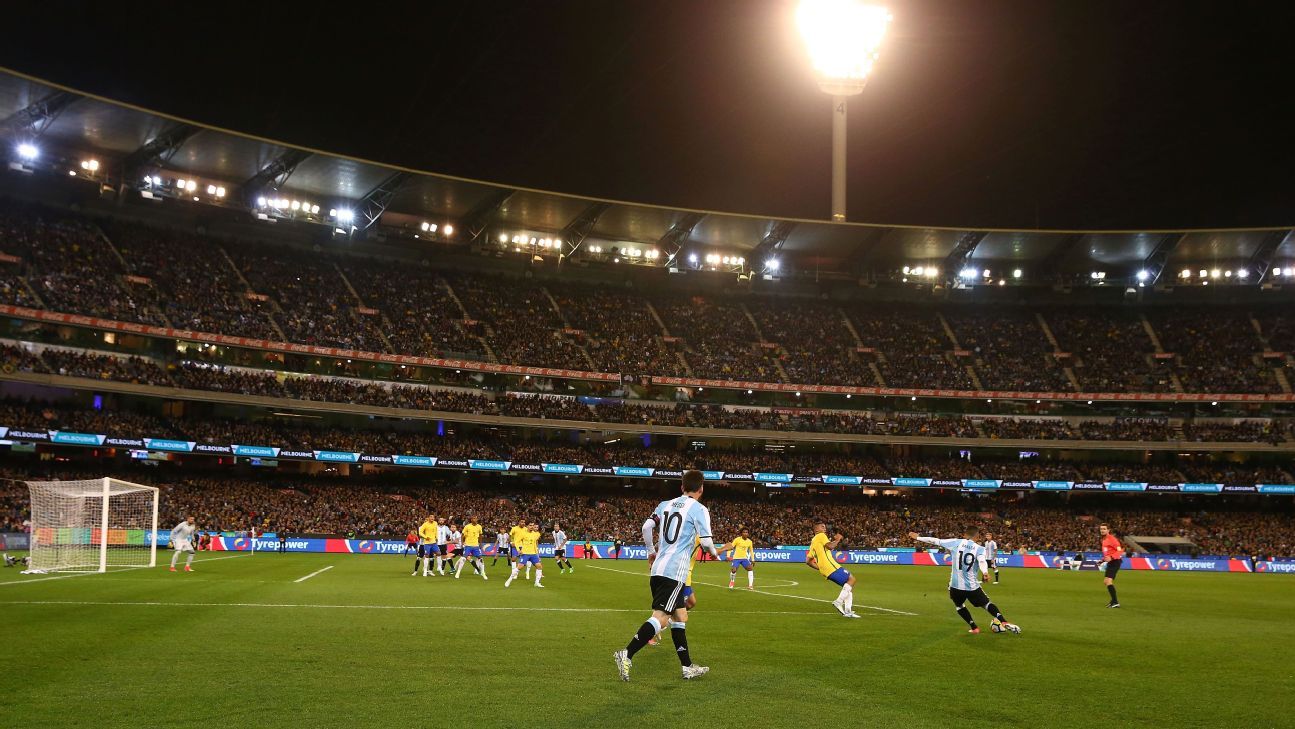 Lionel Messi dazzles Melbourne crowd - 'What a moment for Australia ...