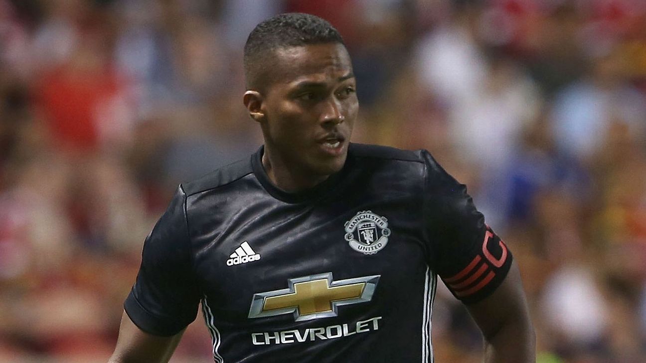Man United's Antonio Valencia admits red card was 'foolish mistake' - ESPN