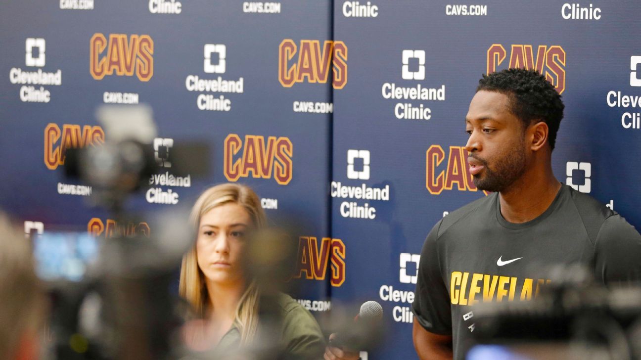 Dwyane Wade secures Cavs' final starting job for Cleveland's opening ...