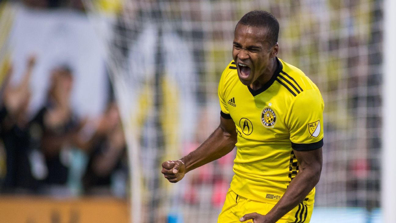 LA Galaxy get Ola Kamara from Crew in trade for Gyasi Zardes - ESPN