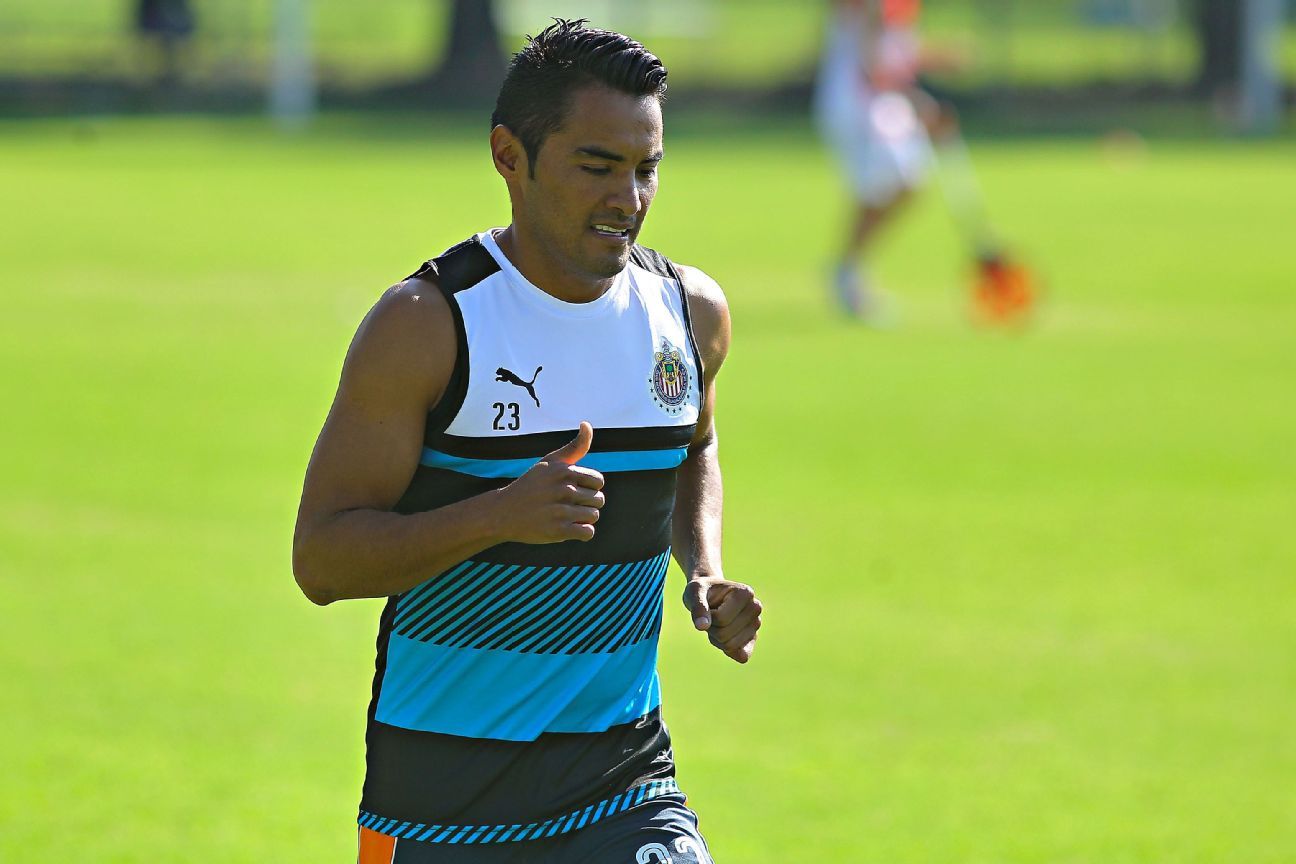 'Gallito' Vázquez, confirmado como refuerzo de Santos