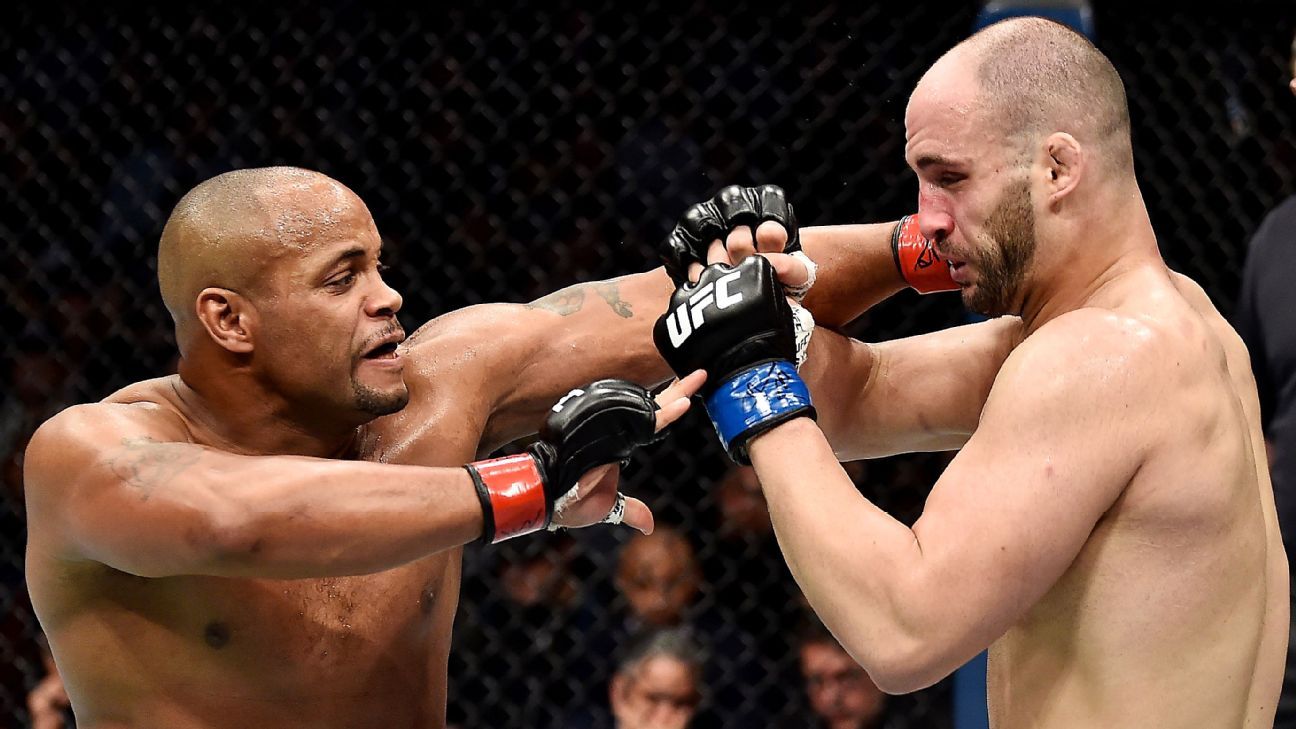 Daniel Cormier defeats Volkan Oezdemir by second-round TKO at UFC 220 ...