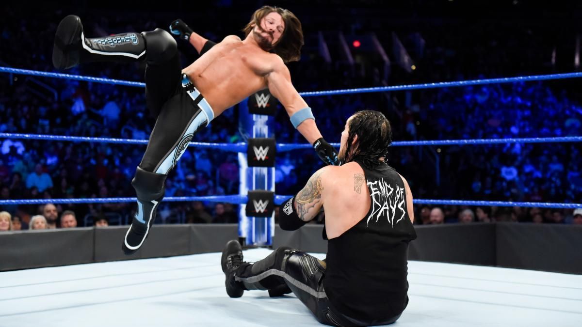 WWE SmackDown Live - Running in place before Fastlane - ESPN
