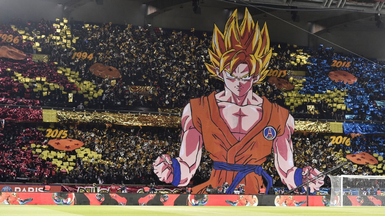 Entenda por que a torcida do PSG levantou bandeirão de Goku no jogo ...