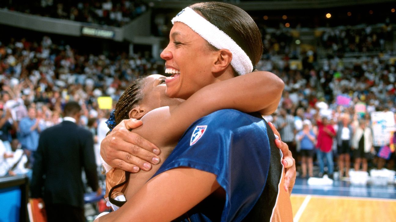 Ruth Riley, Ticha Penicheiro highlight Women's Basketball Hall of Fame ...