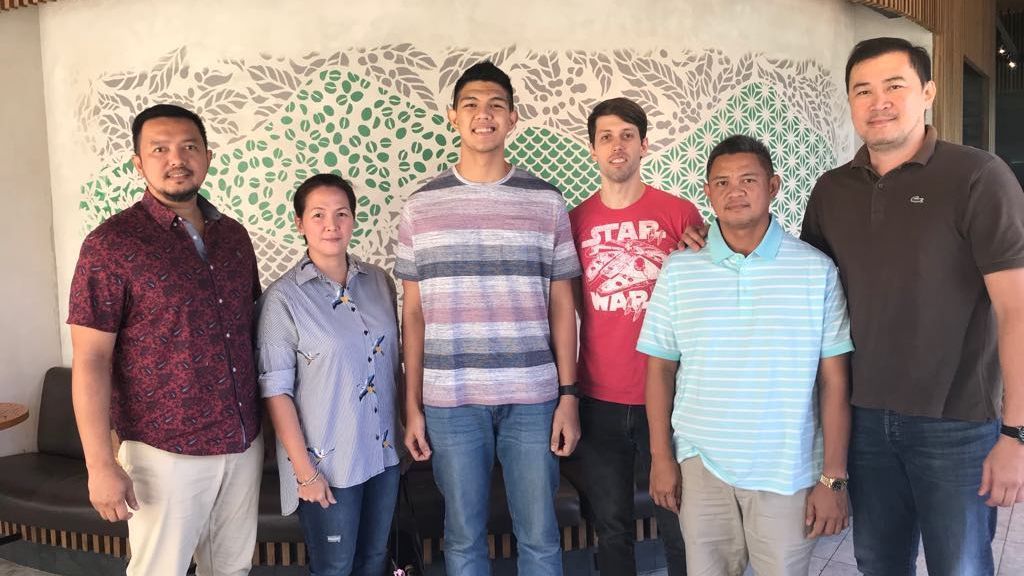 A welcome addition: Bo Perasol points out new UP recruit Jboy Gob 'full ...