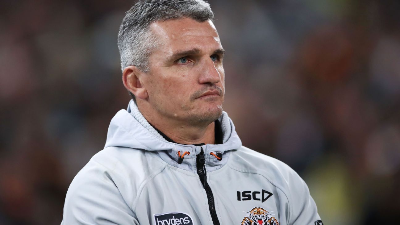NRL Penrith Panthers target Ivan Cleary, Wayne Bennett as new coach