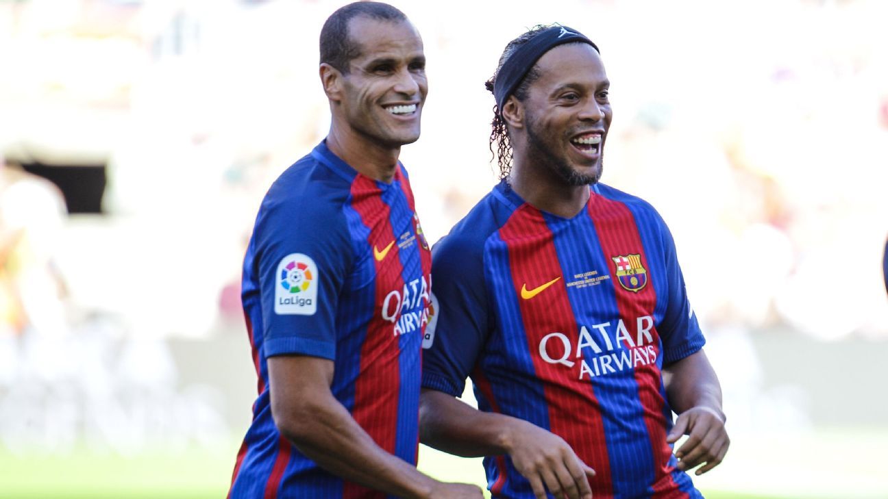 Ronaldinho es la sensación en el Clásico de Leyendas celebrado en ...