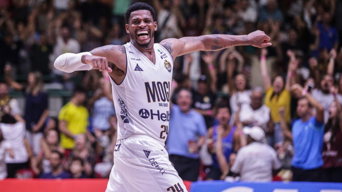 Shamell foi de rejeitado na NBA a mito no basquete brasileiro e maior ...