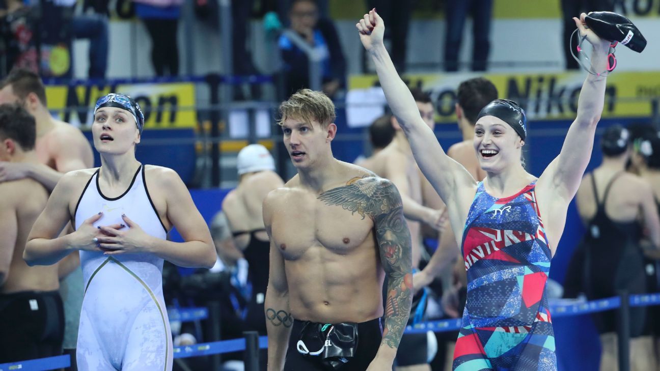 U.S. swimmers set world record at short-course championships - ESPN