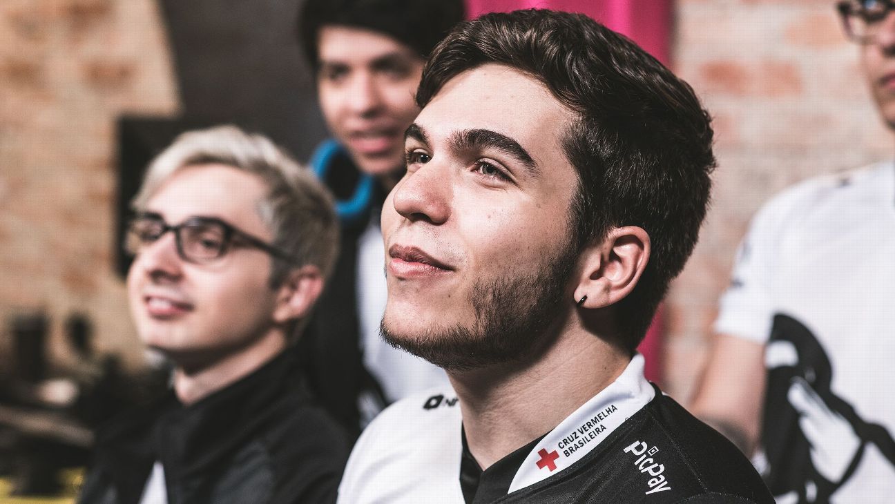 RedBert quer ganhar Superliga para dar alegria aos torcedores da INTZ ...