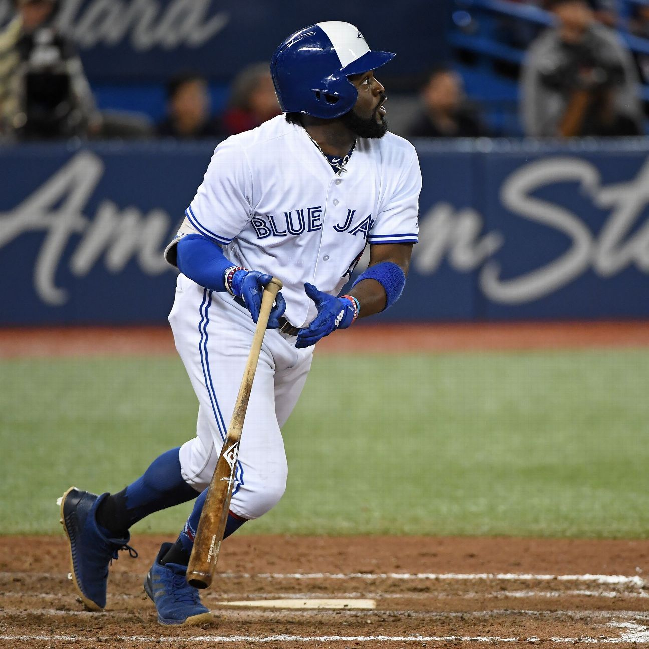 Orioles acquire Dwight Smith Jr. from Blue Jays - ESPN