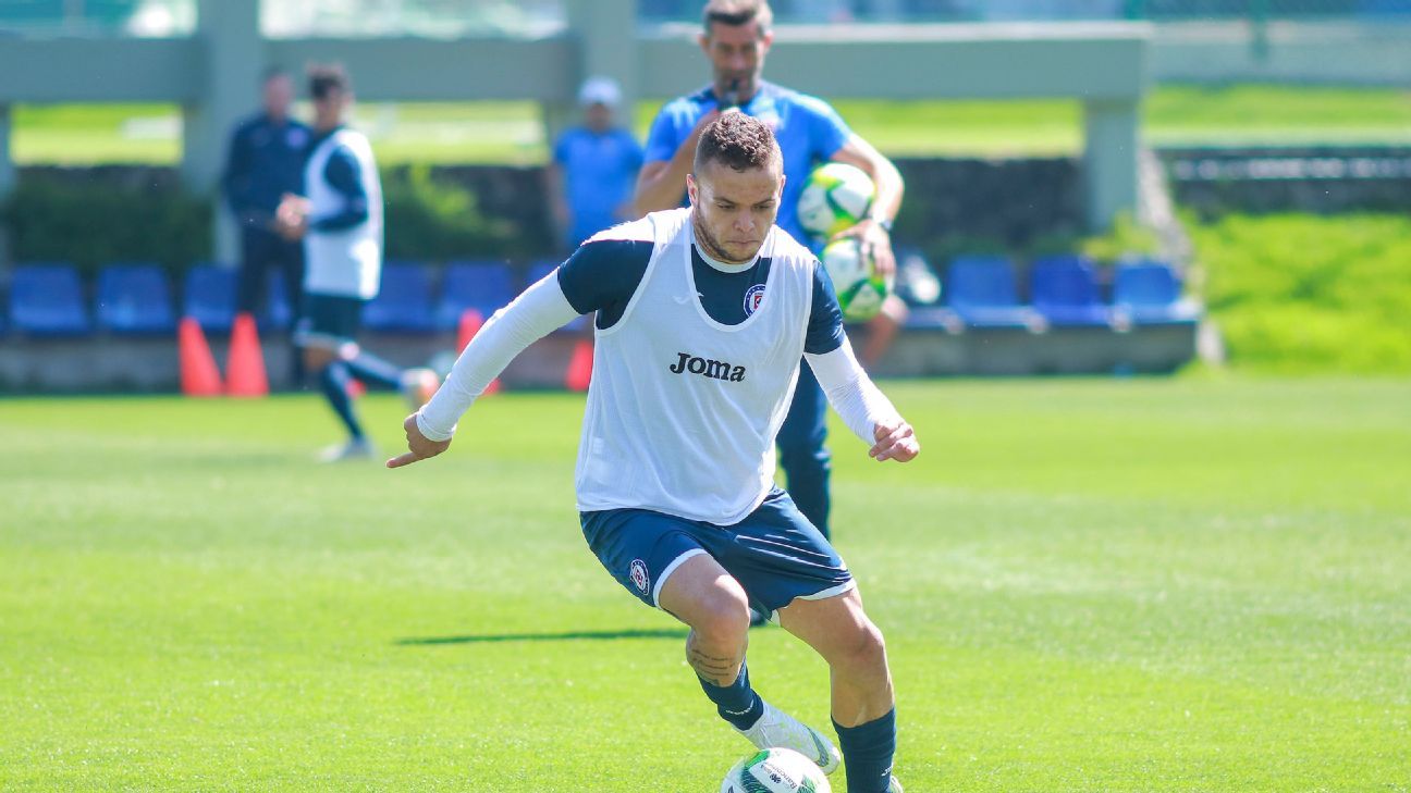 Jonathan Rodríguez ya entrena al parejo en Cruz Azul - ESPN