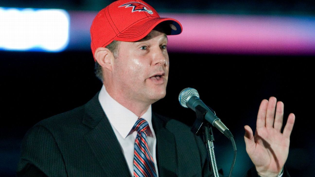 Alex Meruelo, primer dueño latino en NHL al adquirir Arizona Coyotes - ESPN