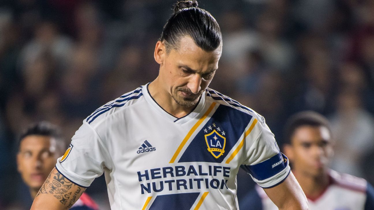 Zlatan Ibrahimovic no sale ni a la banca contra Cruz Azul - ESPN