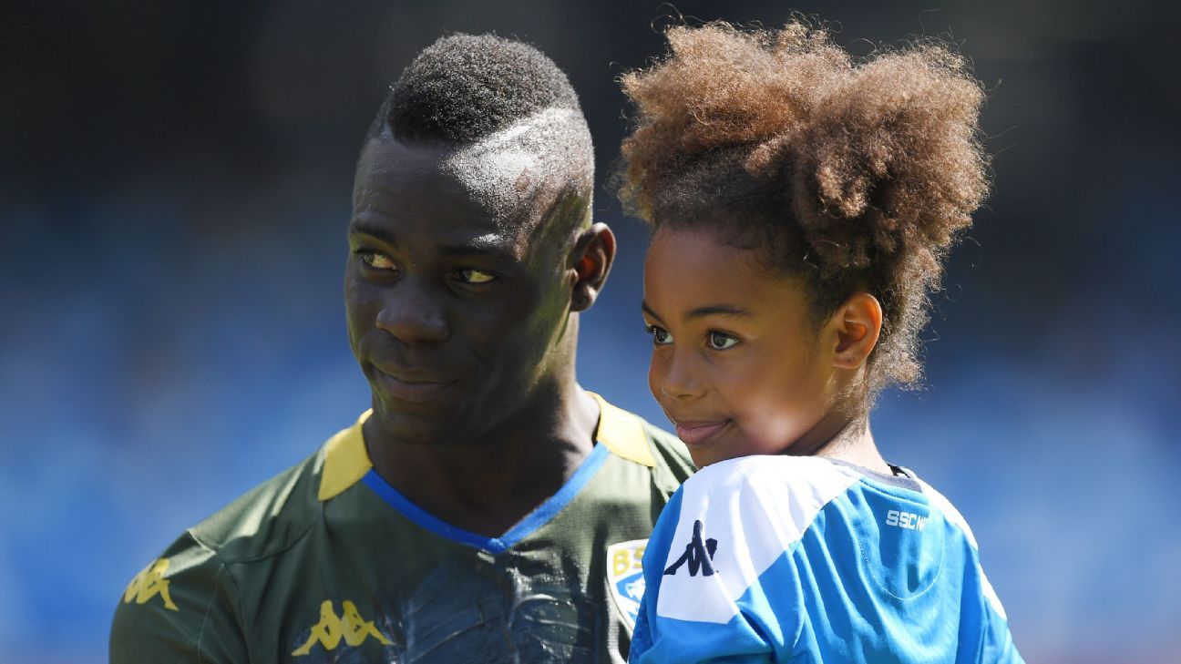 Mario Balotelli on Verona abuse: 'Problem is that I am Italian' - ESPN
