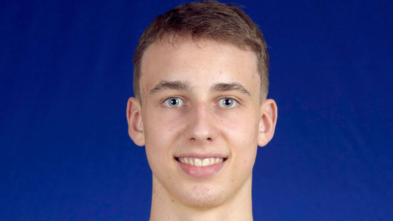 Michigan's Franz Wagner out 4-6 weeks with fractured wrist - ESPN