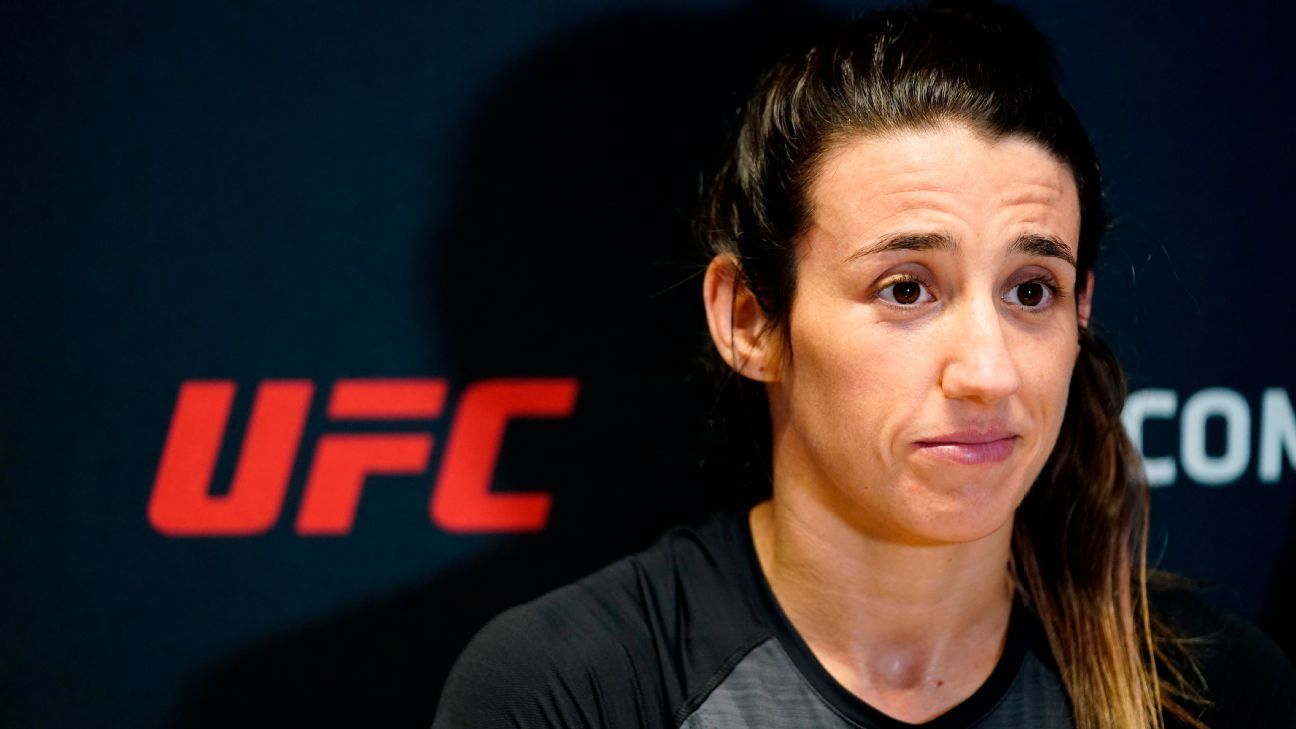 Marina Rodriguez celebra vitória em estreia em main event do UFC e ...