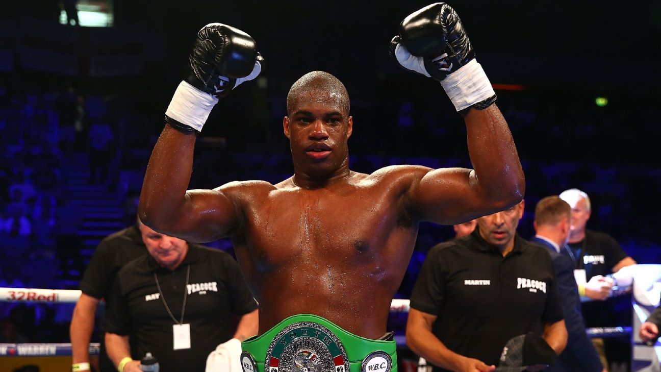 Frank Warren plans July boxing without fans in Britain - ESPN