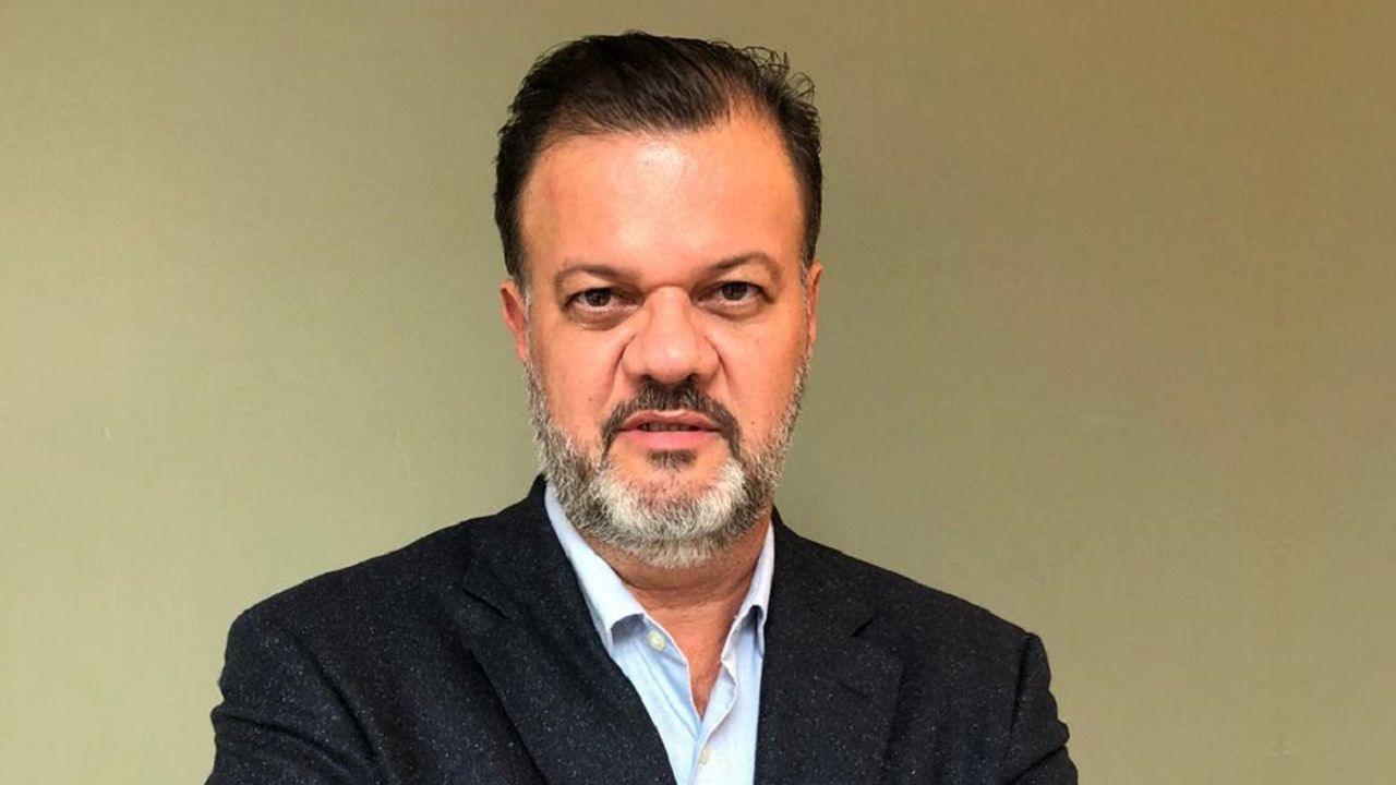 CEO do Cruzeiro, Sandro Gonzalez testa positivo para Covid-19 - ESPN