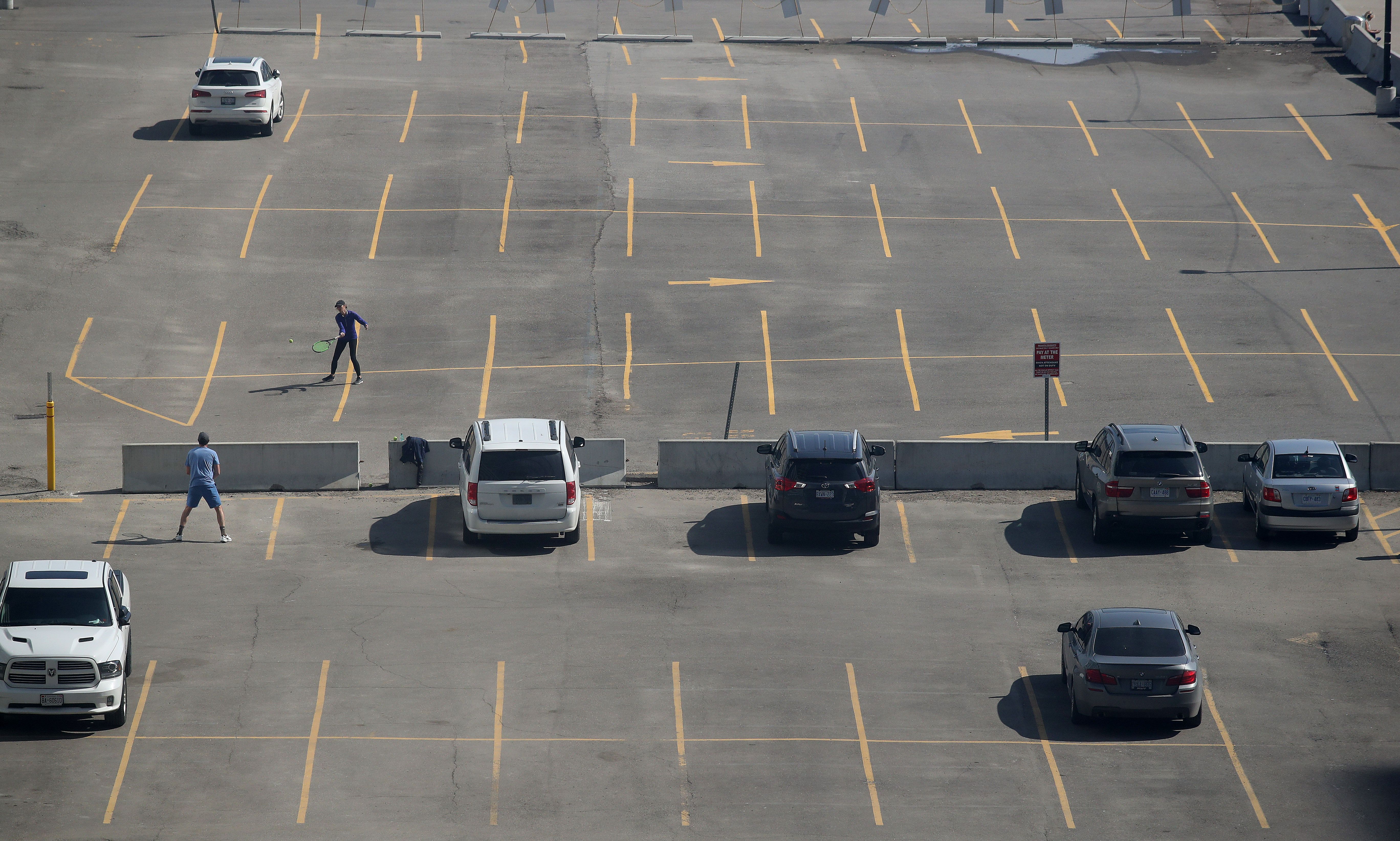 Parking-lot tennis, rooftop games: How people are playing sport in ...