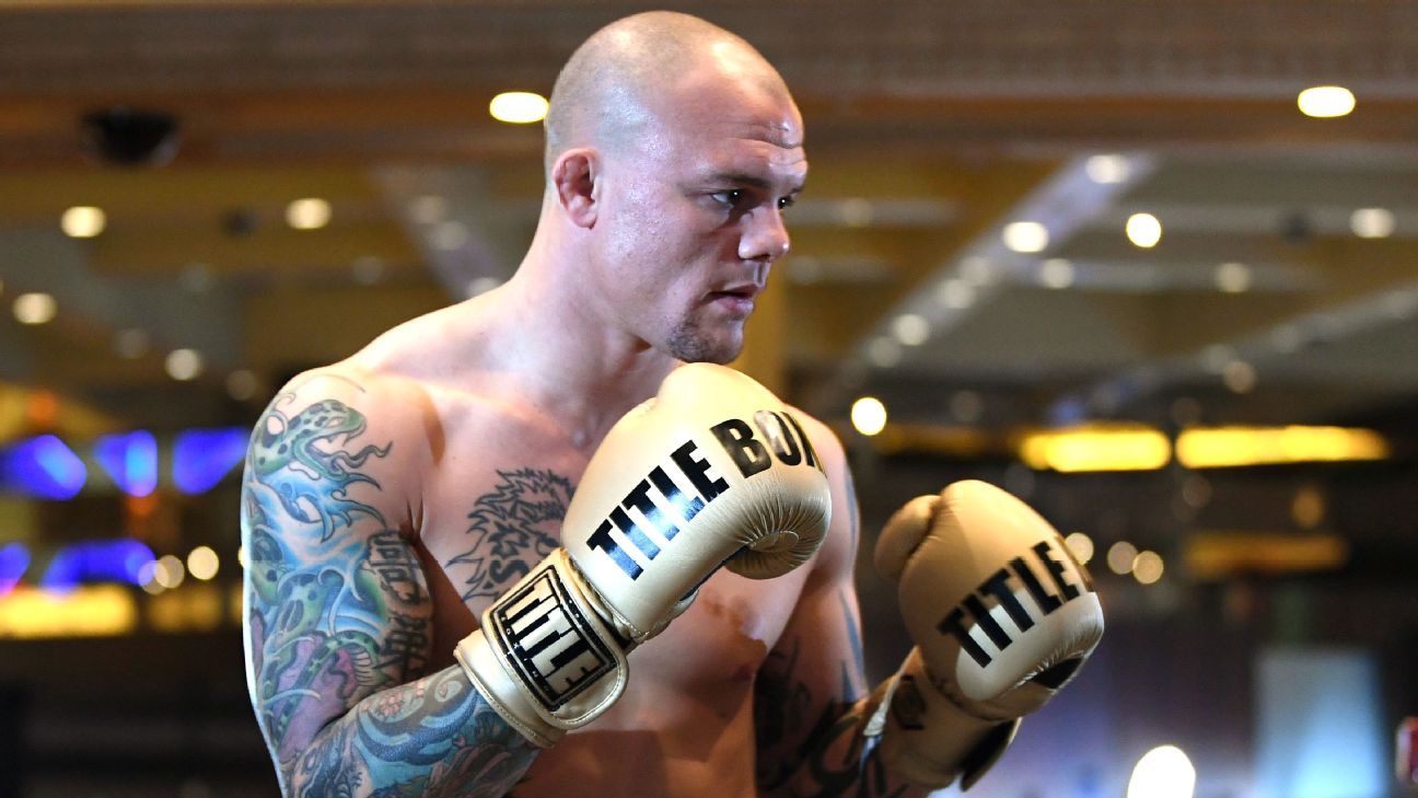 A midweek fight in an empty arena? UFC vet Anthony Smith feels right at ...