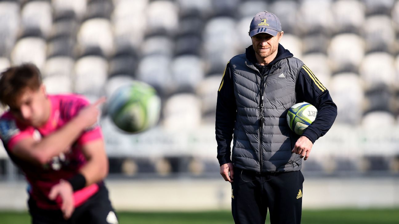 Tony Brown saca ventaja para entrenar a Highlanders - ESPN