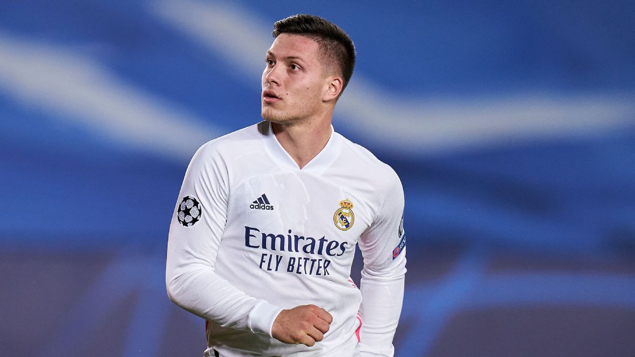 Real Madrid's Jovic returns to Eintracht Frankfurt on six-month loan - ESPN