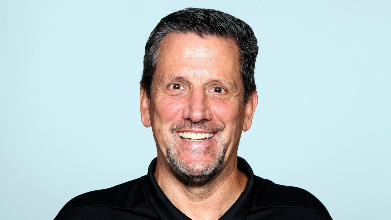 Fallece Greg Knapp, coach asistente de Jets, por heridas provocadas por ...