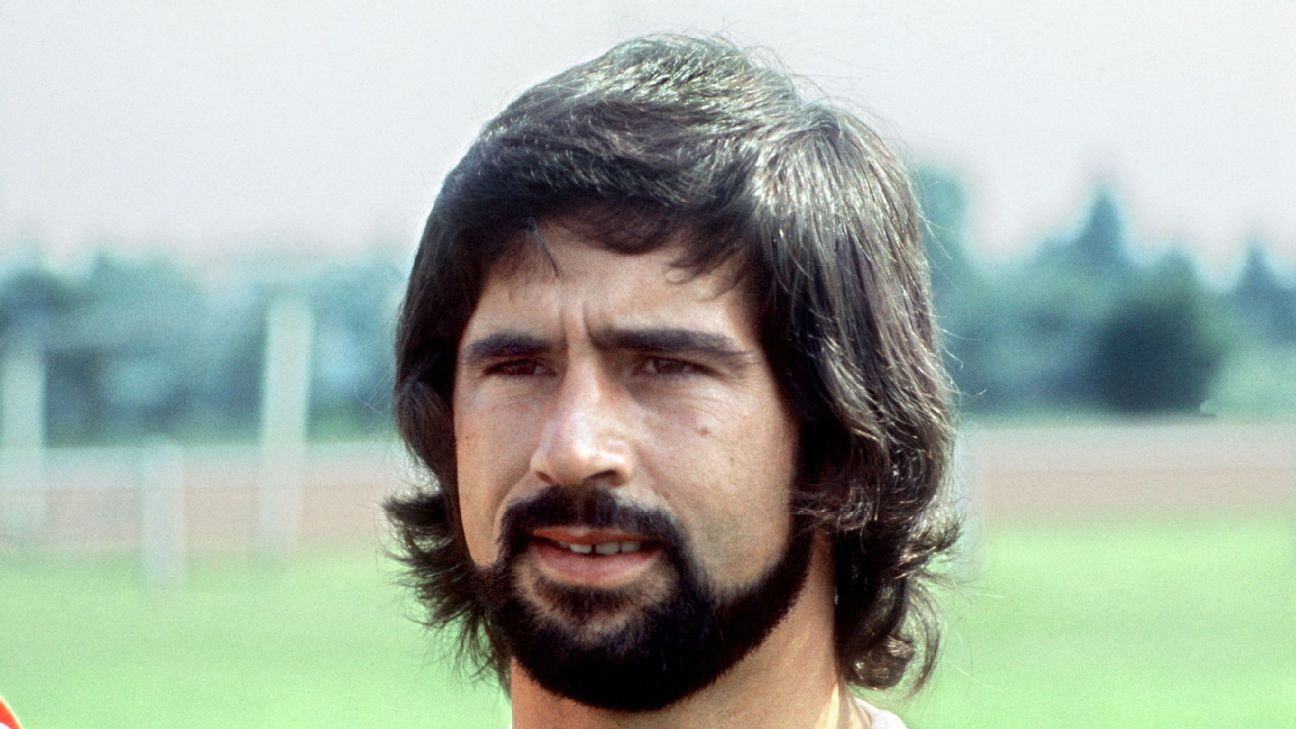 Gerd Müller, ídolo do Bayern e da seleção alemã, morre aos 75 anos - ESPN