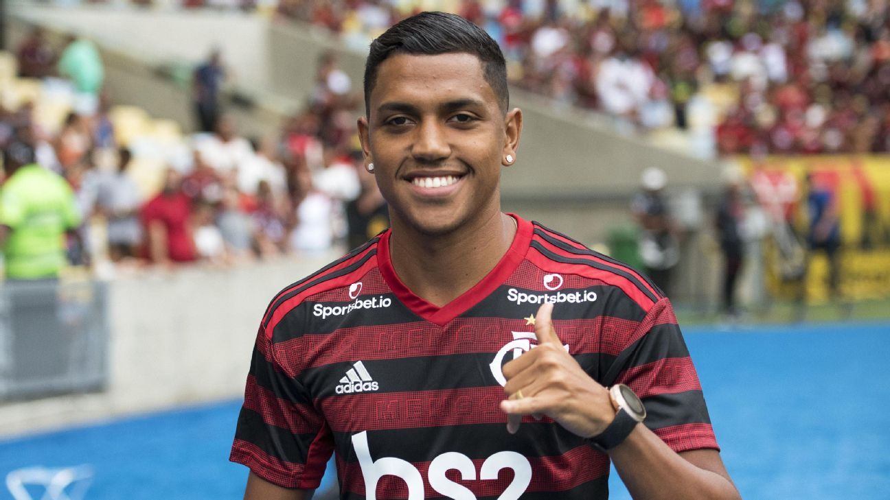 Athletico-PR anuncia a contratação por empréstimo do atacante Pedro ...