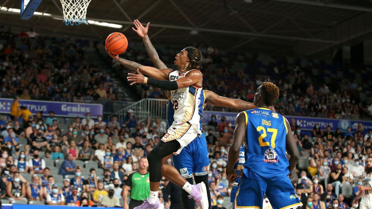 Bul Kuol fires Cairns Taipans to NBL derby win over Brisbane Bullets - ESPN