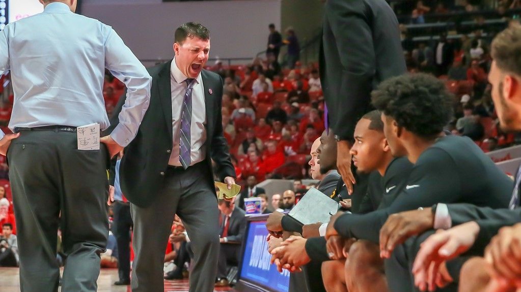 New Mexico State Aggies hire Greg Heiar as men's basketball coach - ESPN