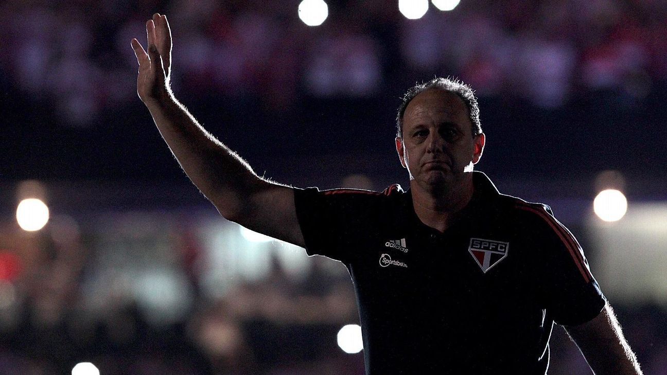 Rogério Ceni busca feito que só três conseguiram na história do São ...