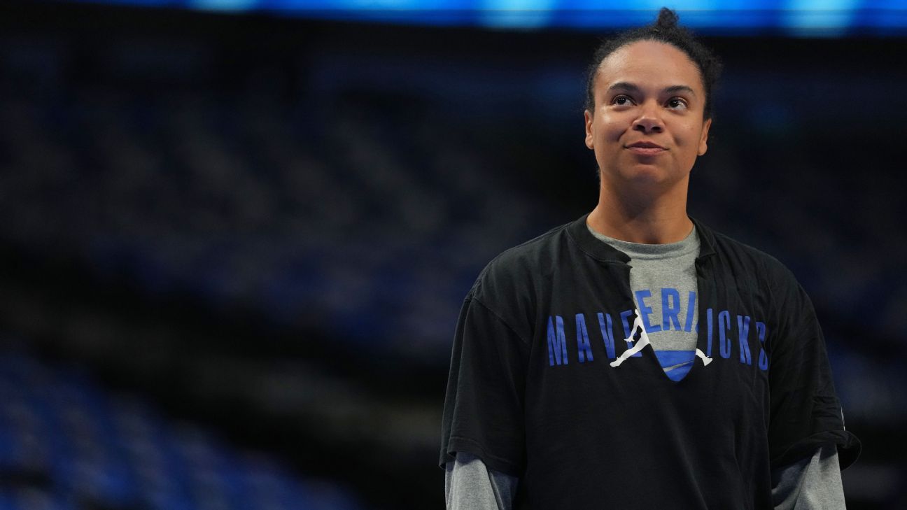 Kristi Toliver tiene grandes objetivos como mujer negra en las filas de ...