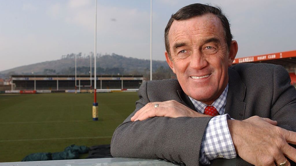 Phil Bennett, leyenda galesa, falleció a los 73 años - ESPN