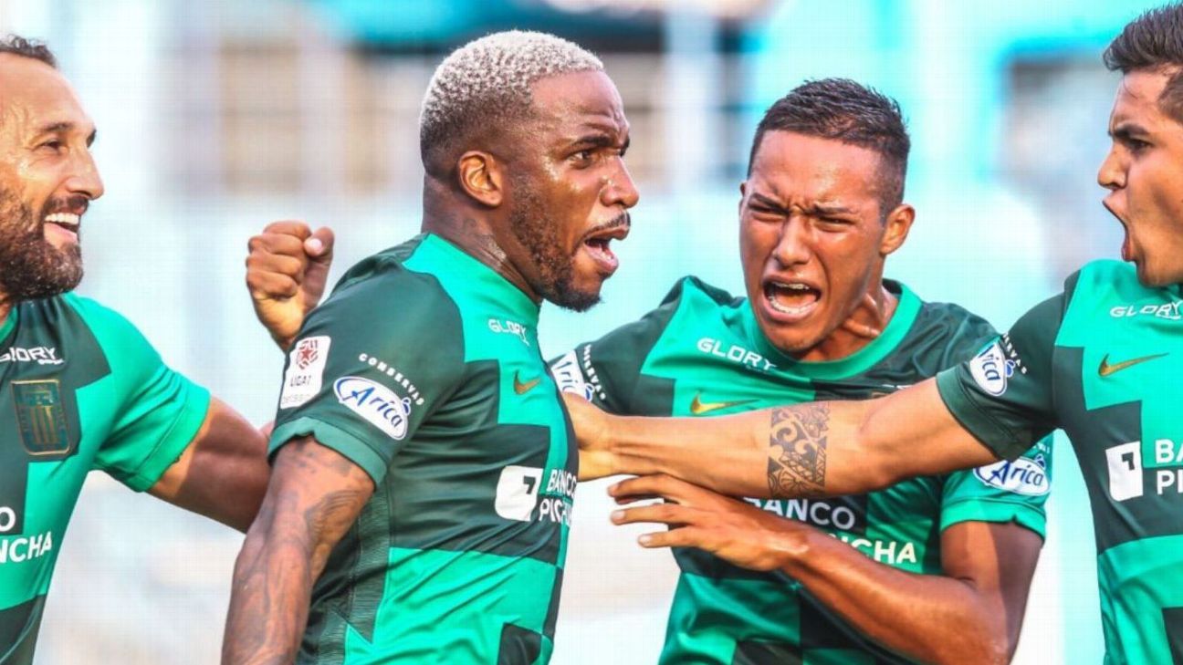 Jefferson Farfán es la principal novedad en la lista de concentrados de ...