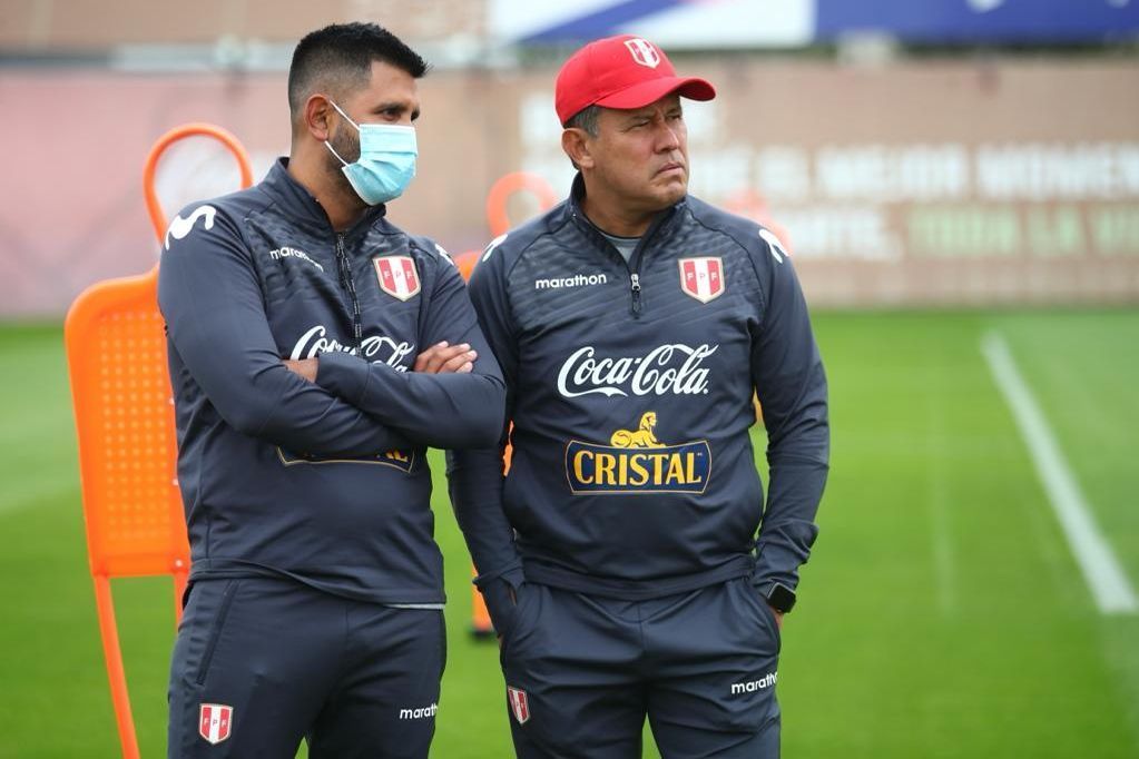 ¡Arrancó la era Reynoso! La Selección Peruana realizó su primer ...