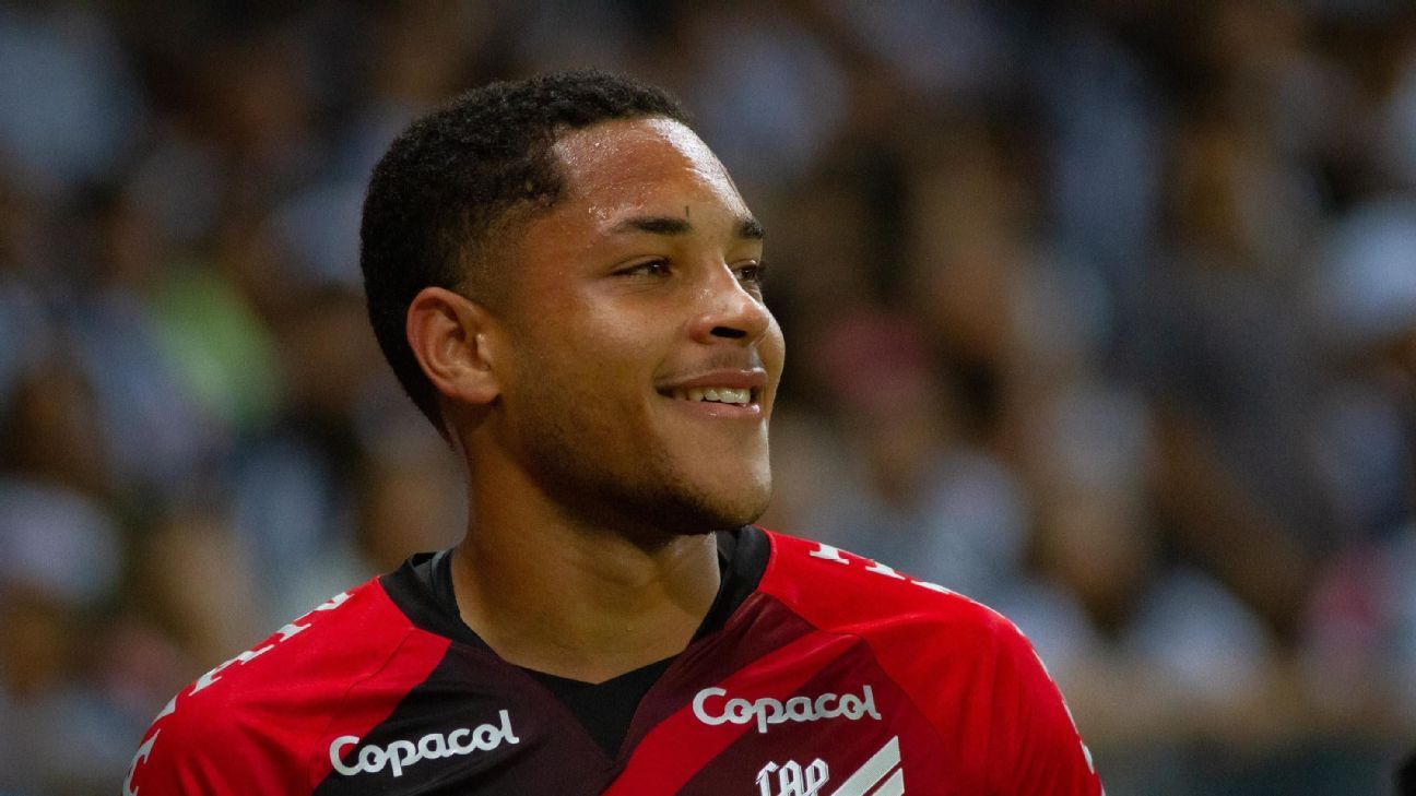 Jornal detalha contrato de Vitor Roque com o Barcelona - ESPN