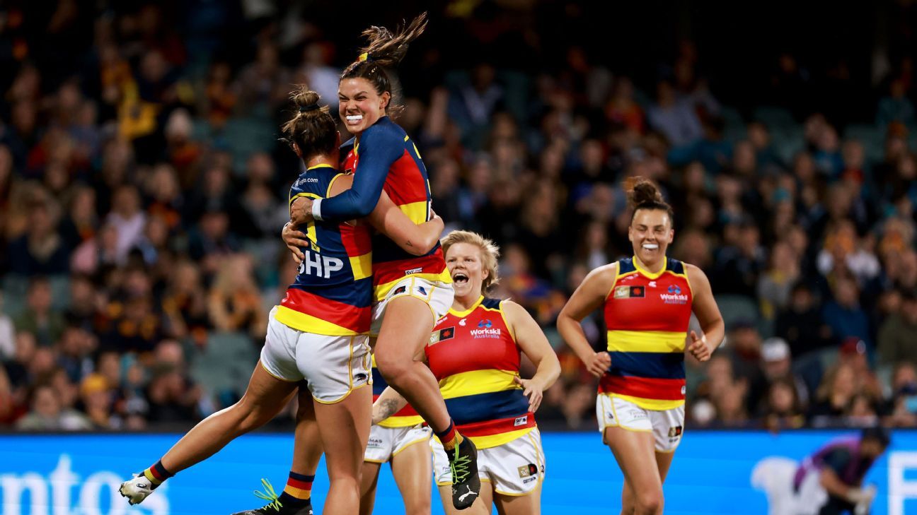 AFLW Round 6 Crows thump Port in first AFLW Showdown - ESPN