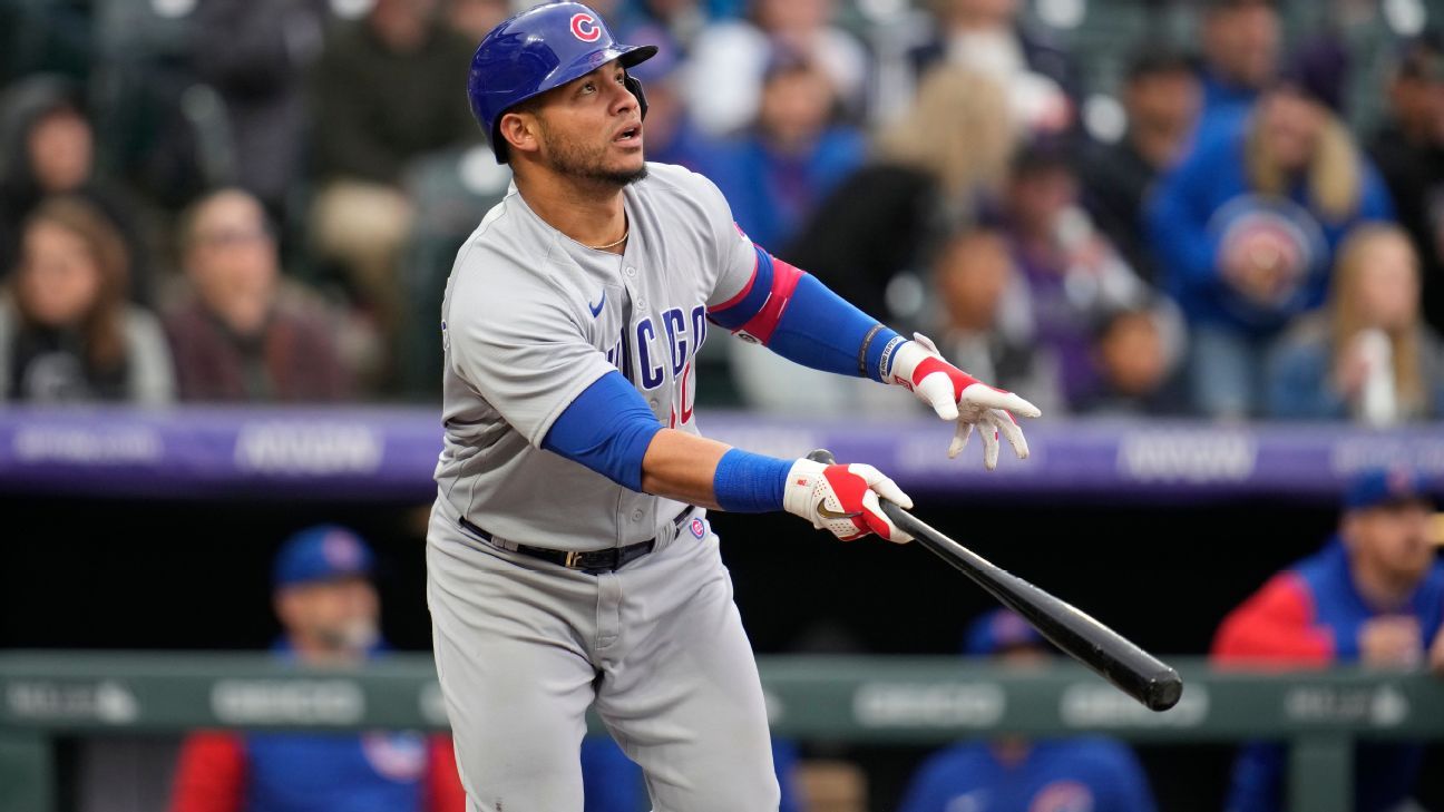 Latinos encabezan a los receptores en el mercado de agentes libres de ...