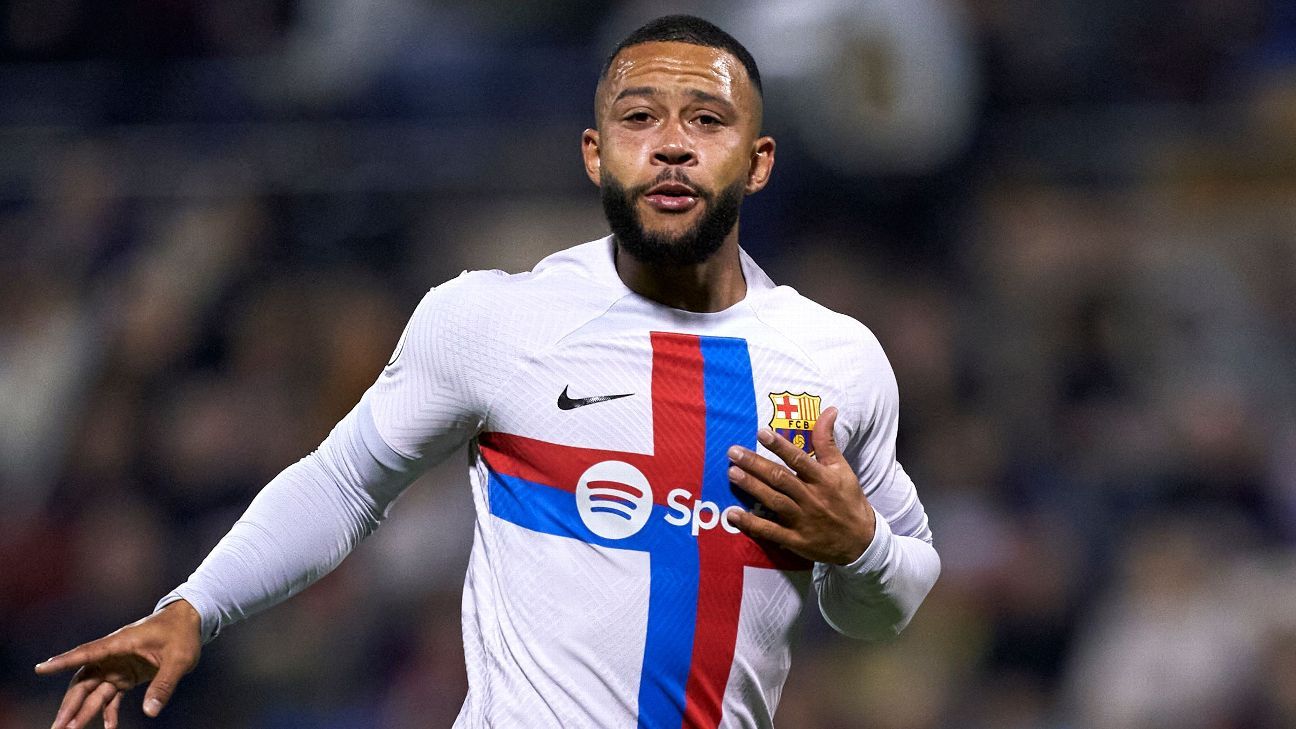 Memphis joins Atletico Madrid from Barcelona in €4m deal - ESPN