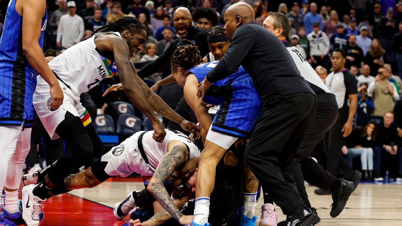 Cinco jugadores expulsados en el Magic ante Timberwolves - ESPN