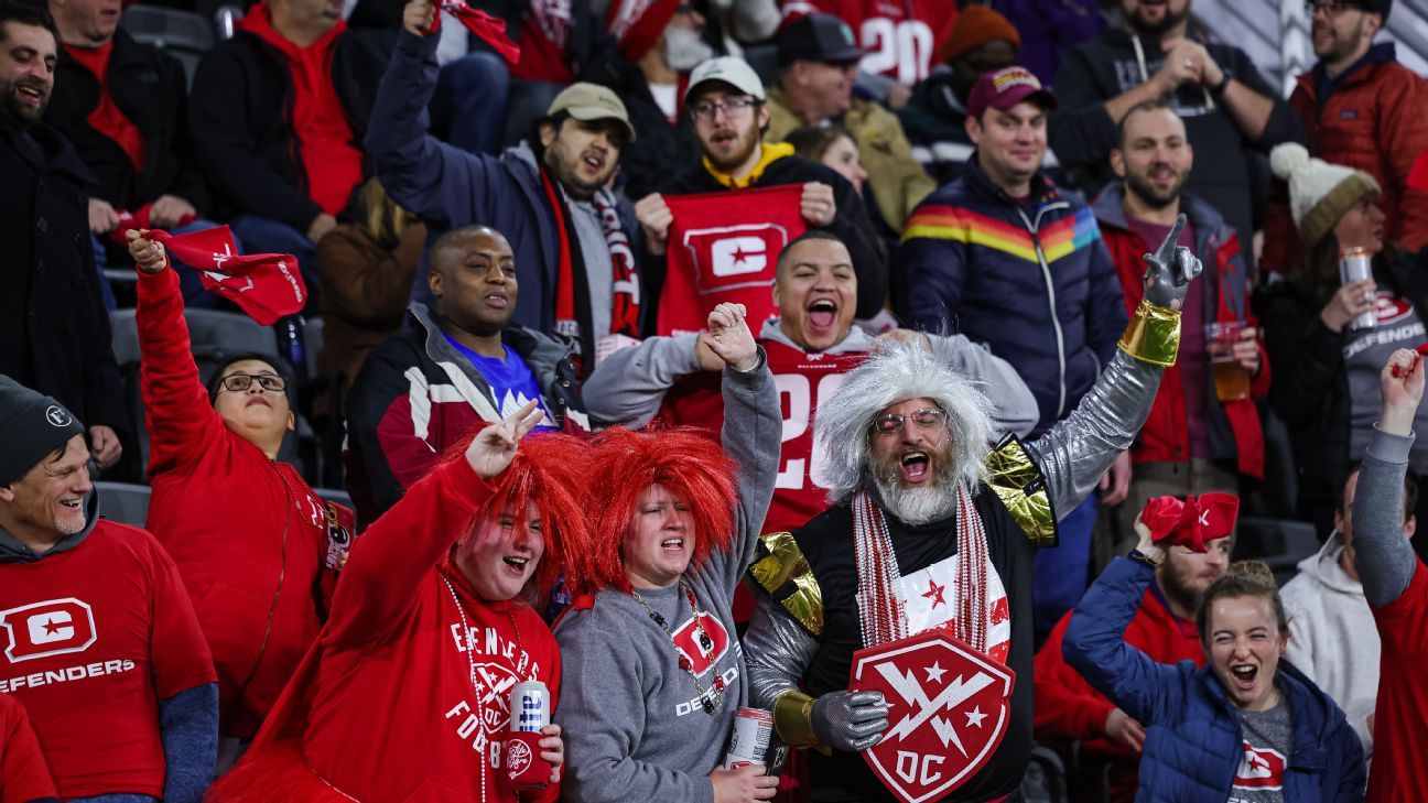 XFL: Fans lanzan limones al terreno de juego como protesta - ESPN