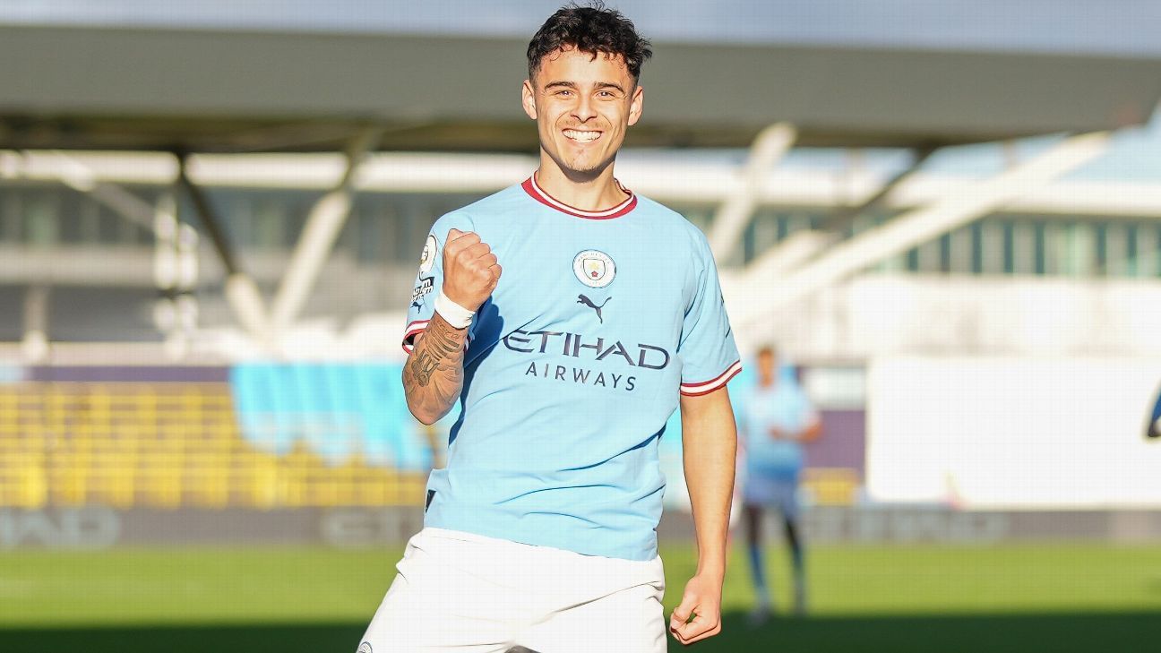 Australia eye future as Socceroos tab youngsters like Alex Robertson ...