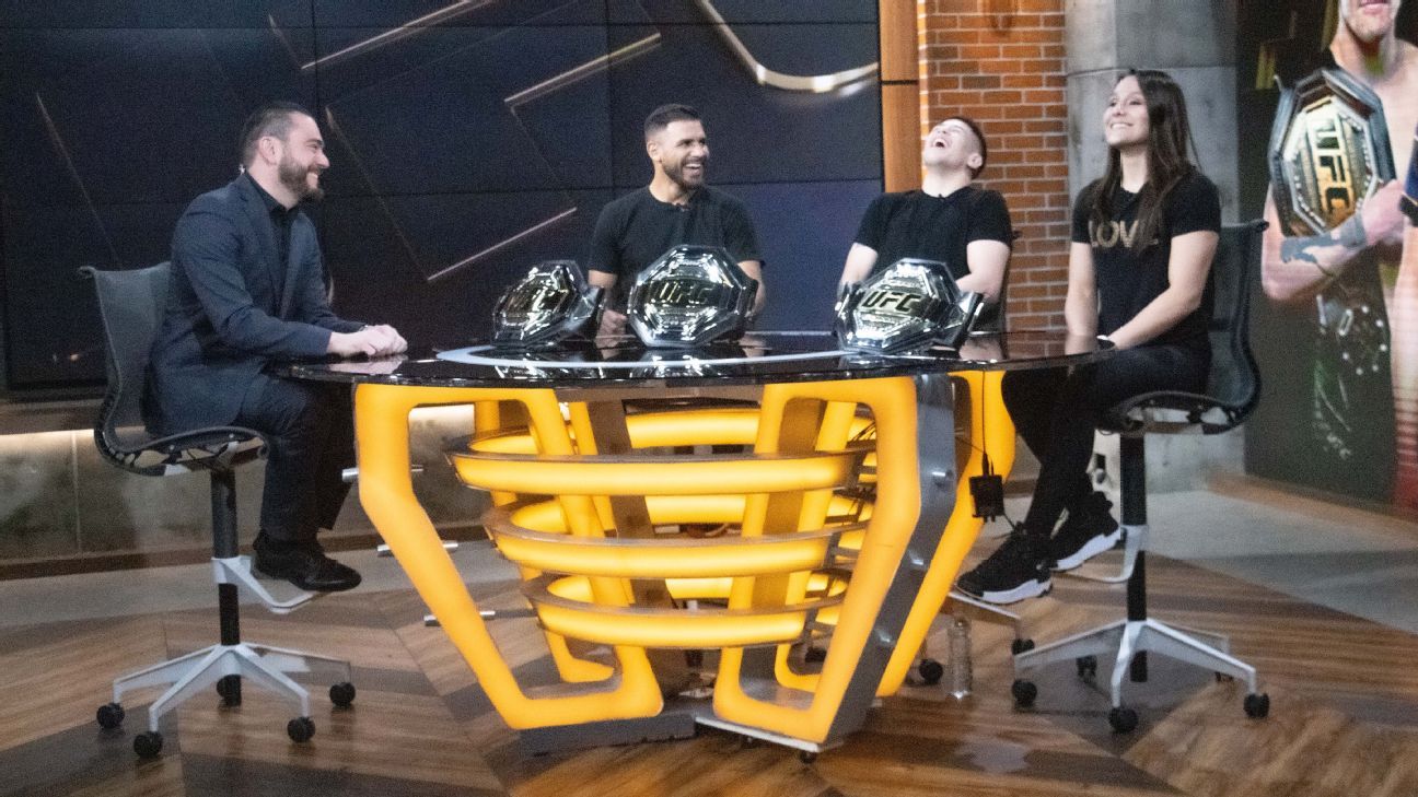 Los campeones mexicanos de UFC, Alexa Grasso, Yair Rodríguez y Brandon ...