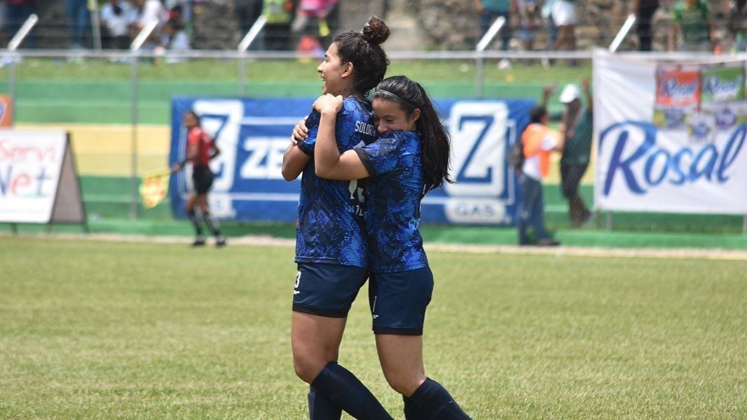 ¡Campeonas! Unifut se consagra con el título de la Liga Femenina de ...